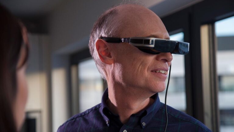 Oxsight's Prism headset design uses MR to aid vision - DEVELOP3D