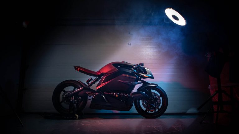 Dream machine: The all-electric Arc Vector motorcycle - DEVELOP3D